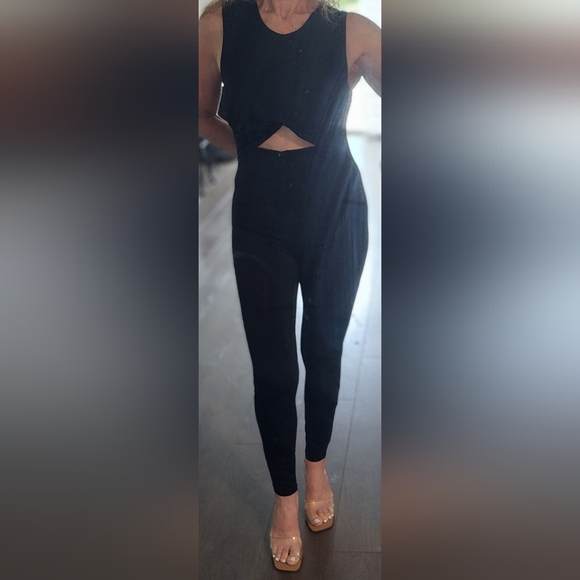 Zara | Pants & Jumpsuits | Sexy Zara Body Suit With Stomach Cut Out ...
